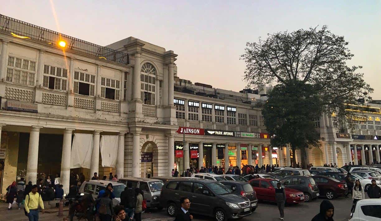 Guide to the best places for shopping in Delhi - Breathedreamgo